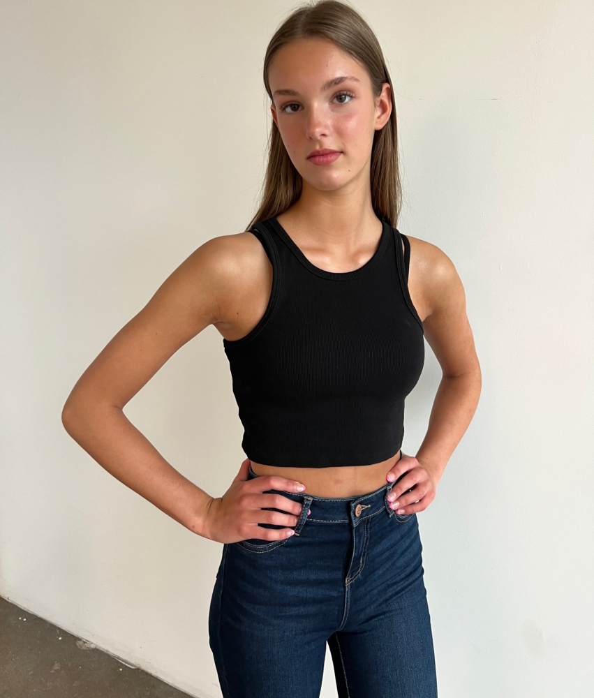 Ava V Spot 6 Management Inc Toronto Modeling Agency Specializing In High Fashion