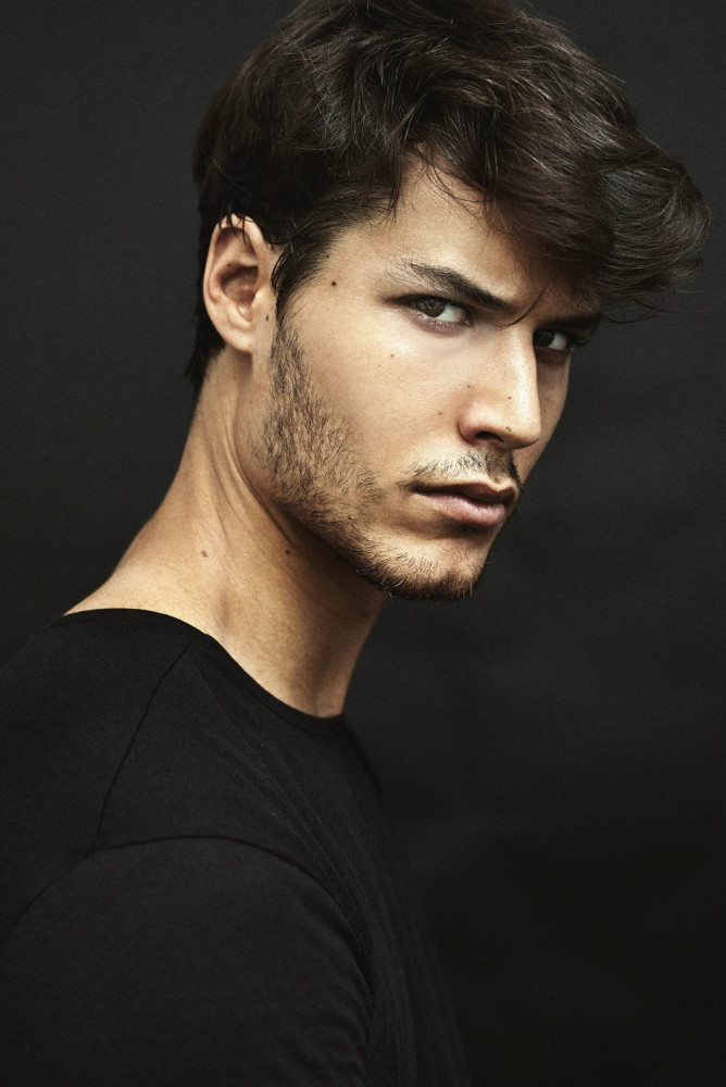Emilio Flores The Source Models Top Miami Modeling Agency And Management Company